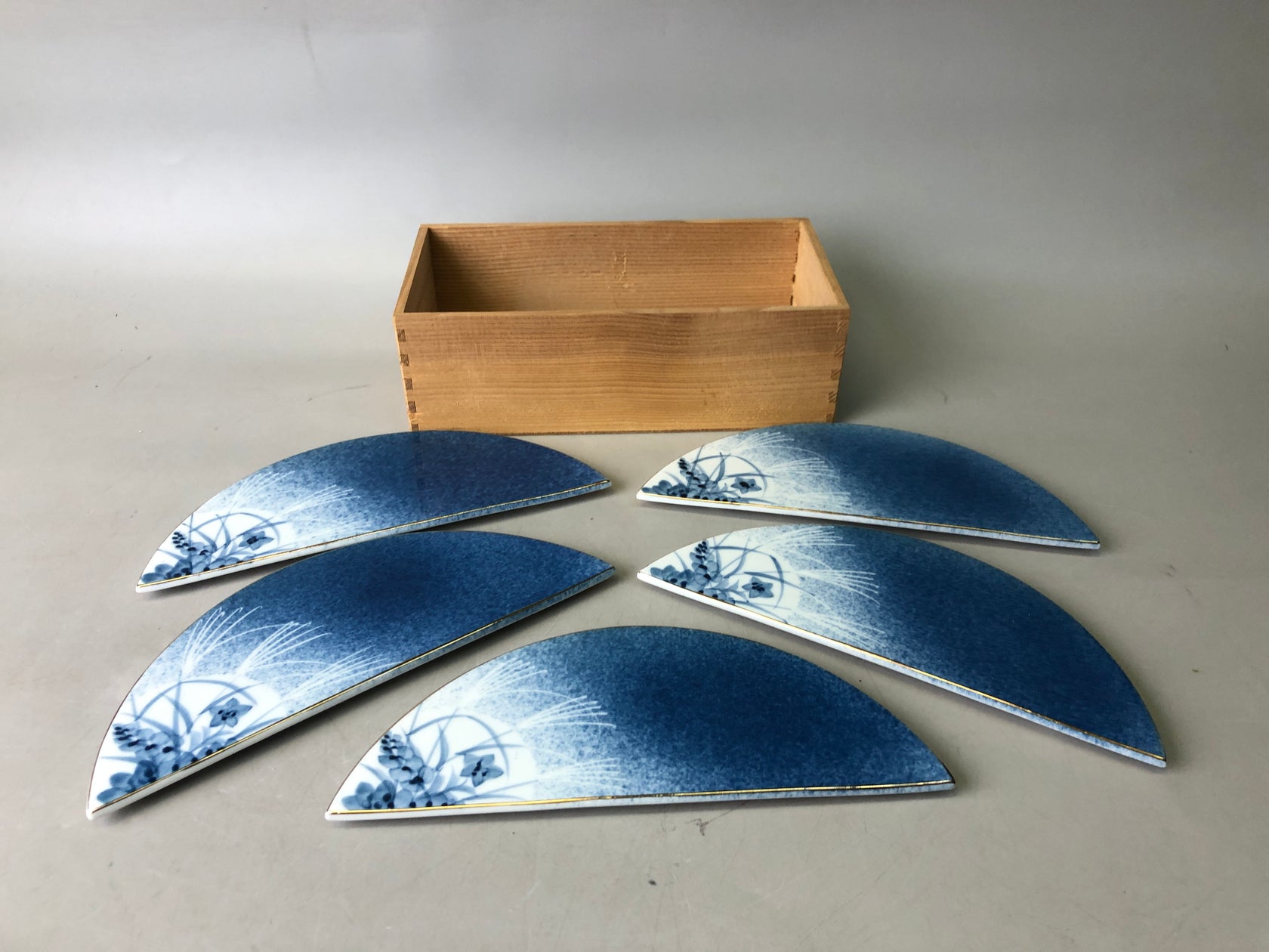 Y7891 DISH Kyo-ware Half moon shape plate set of 5 signed Japan antiqu ...