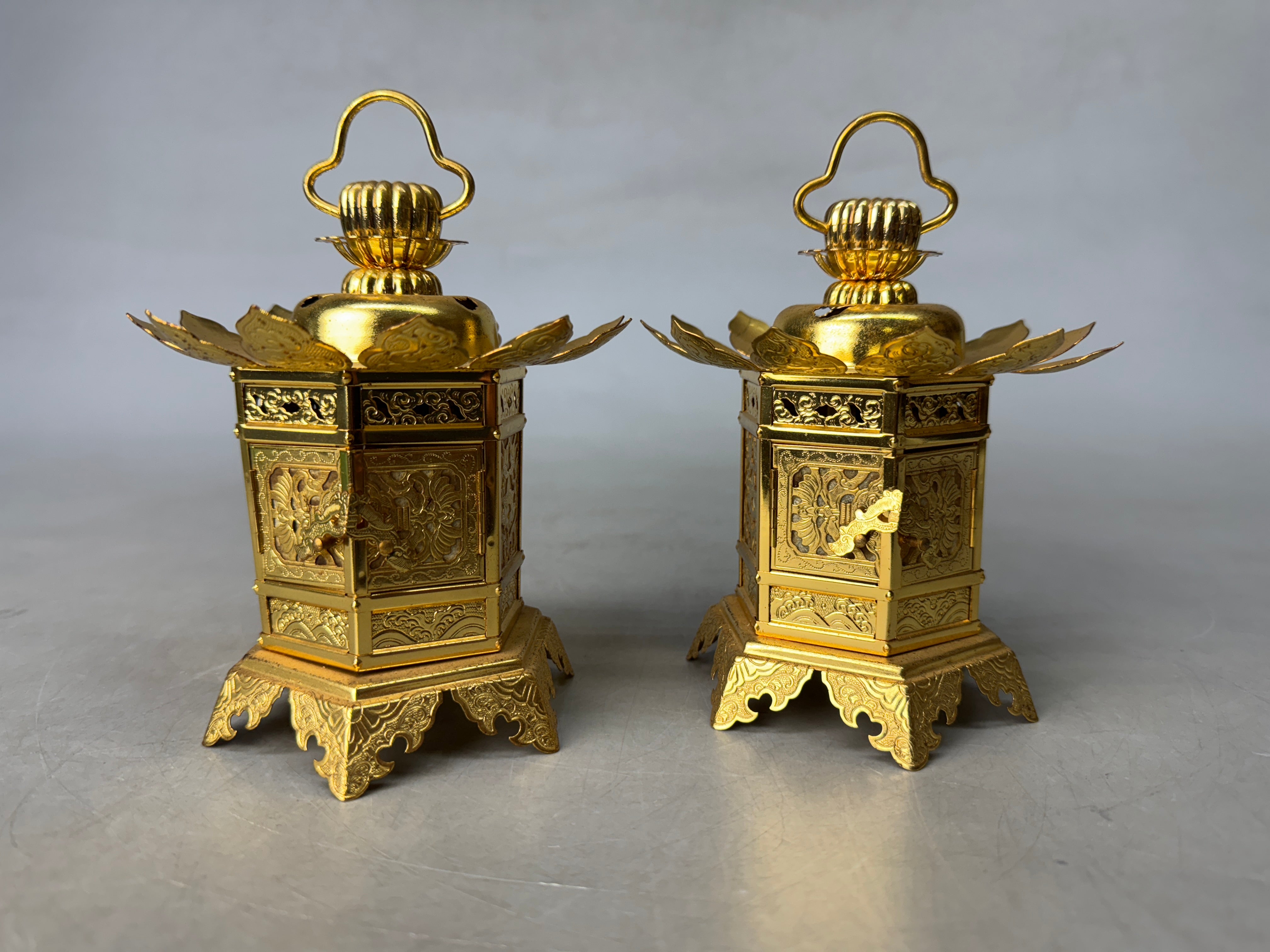Y8922 TOUROU 2 small Hanging Lanterns gold Japan antique interior Budd ...
