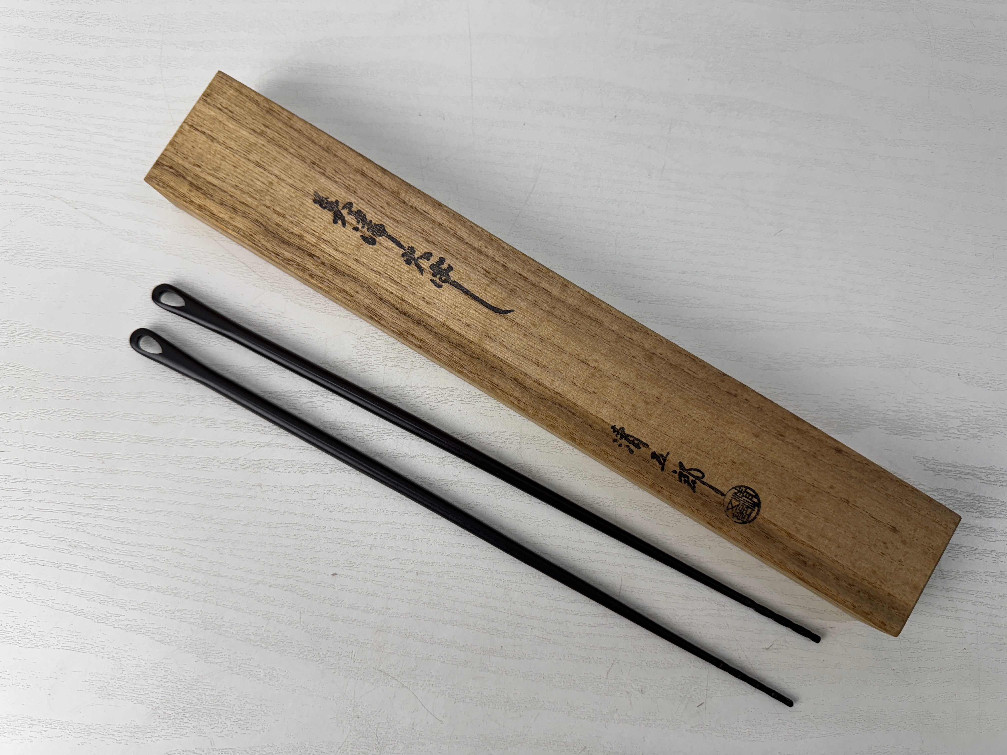 Y9865 HIBASHI Iron chopsticks fire tongs signed box Japan Tea Ceremoy ...