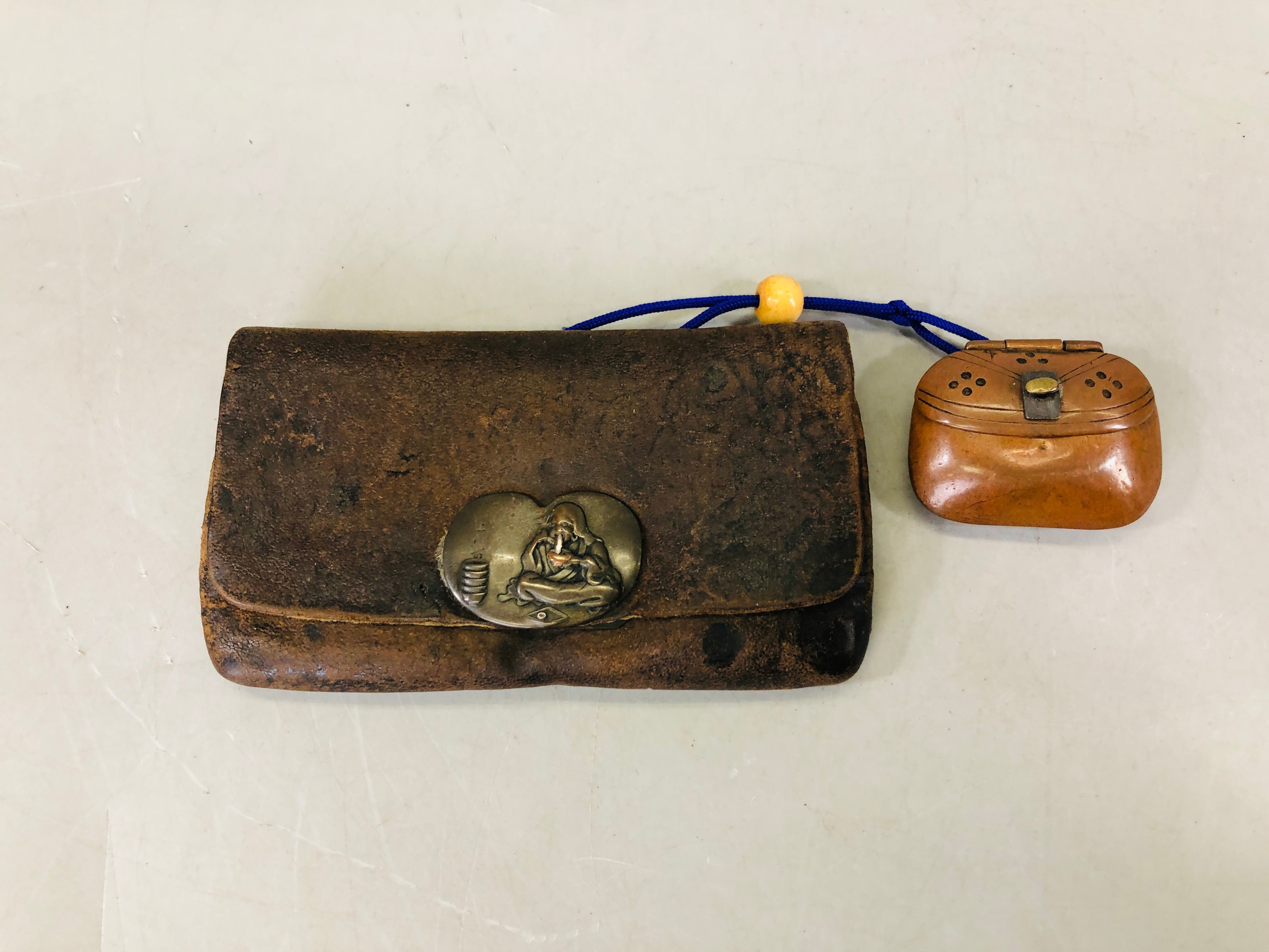 Y6513 [VIDEO] NETSUKE Metalwork drawstring bag Japan antique kimono ac ...