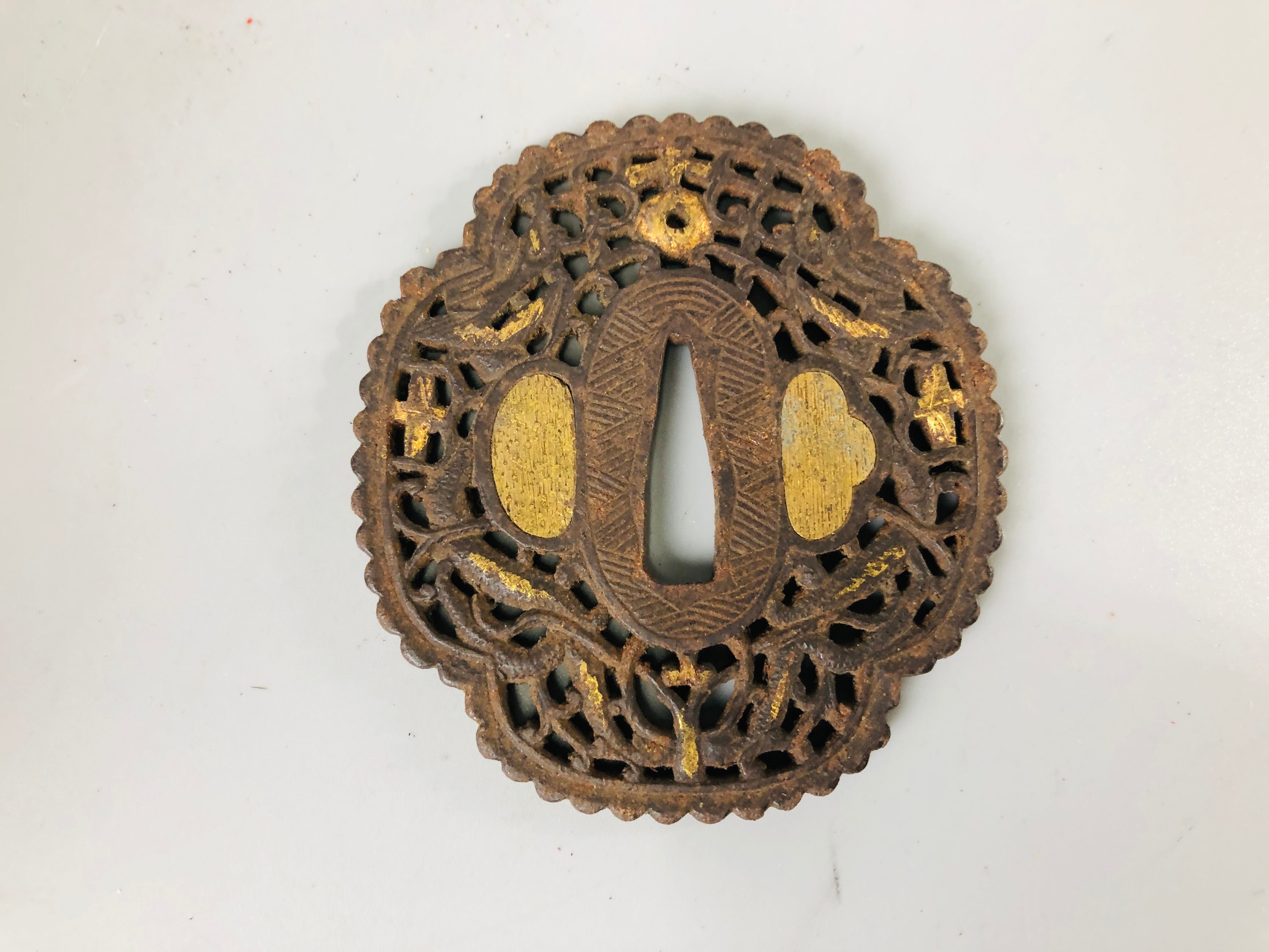 Y6908 [VIDEO] TSUBA Iron Sword Guard openwork Inlay Japan samurai kata ...